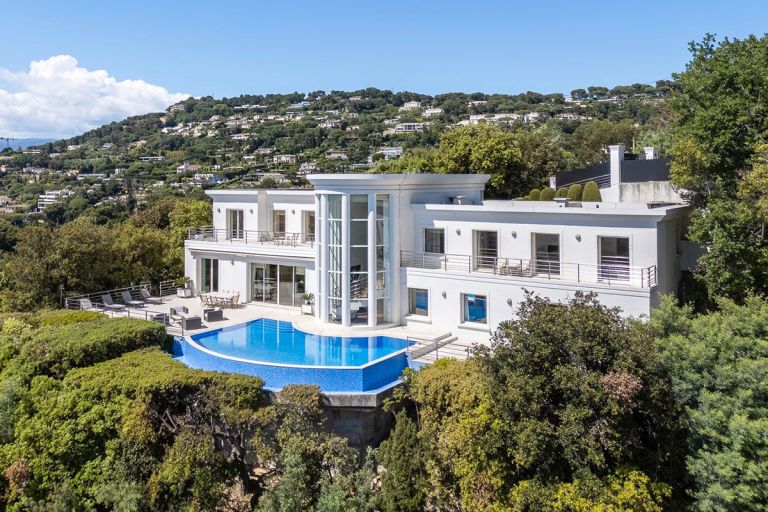 Luxury Villas for Sale on the French Riviera | Beauchamp